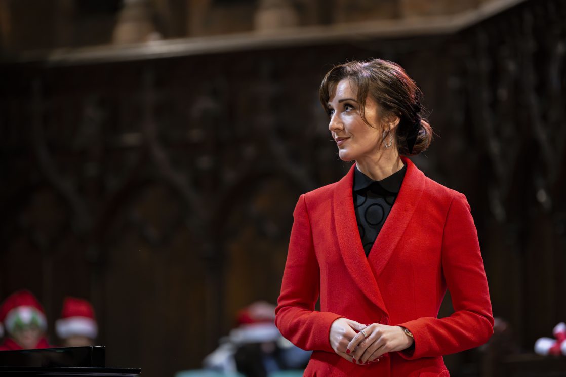 Stars and supporters come out to celebrate Mayhew's Christmas Concert ...